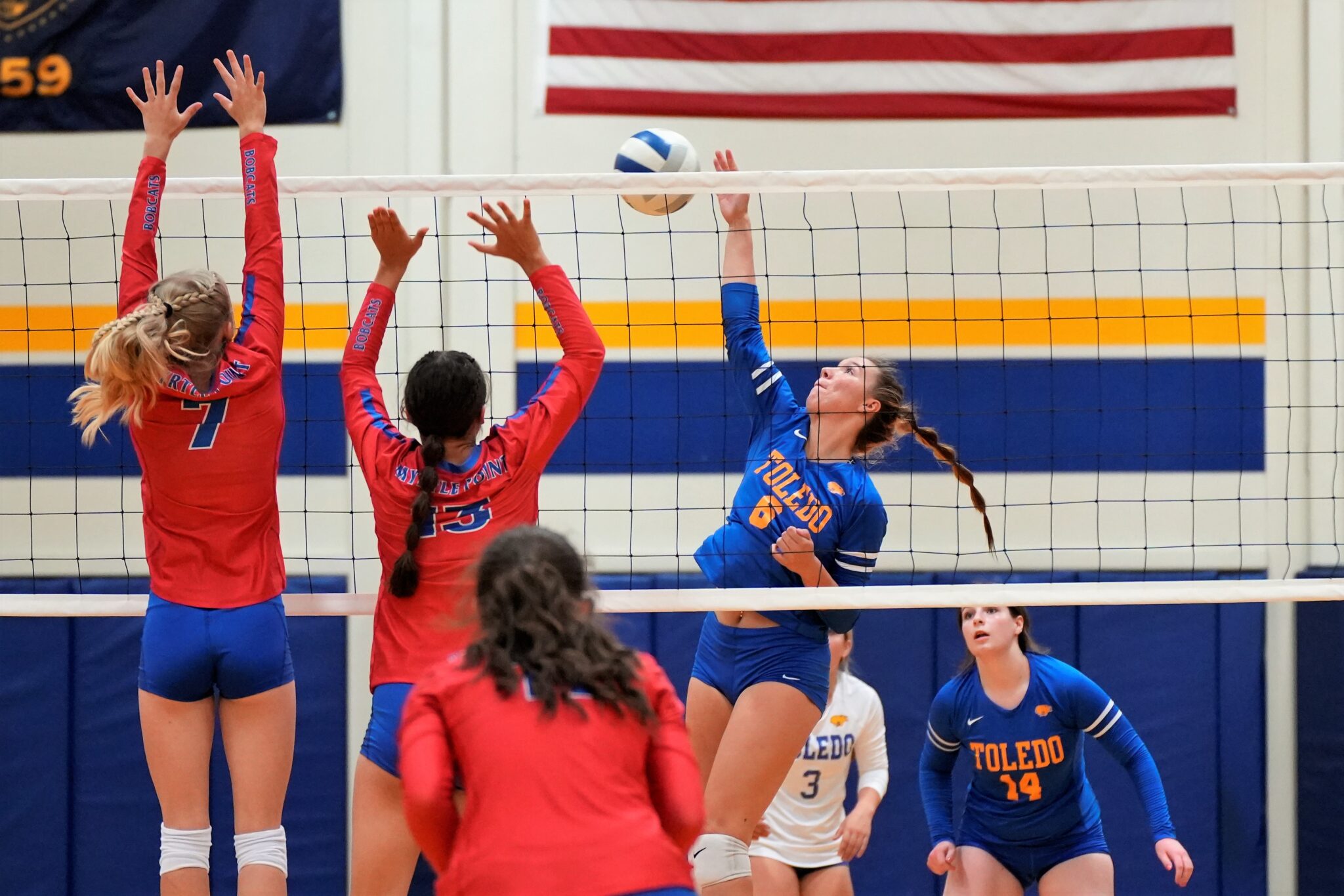 Boomers Defeat Bobcats In Volleyball Action – Oregon Prep Access